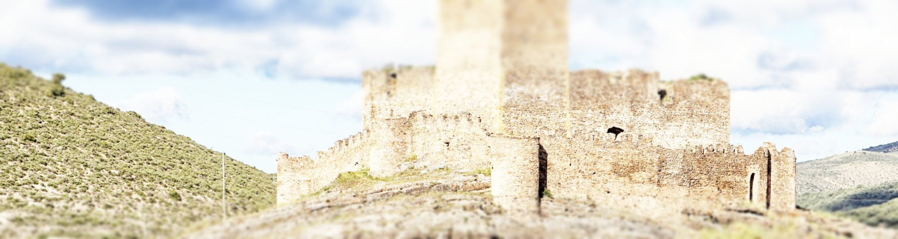 Castillo de Magaña: Impresionante fortaleza medieval en Soria - ArteViajero