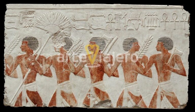 Relieve con soldados egipcios - ArteViajero