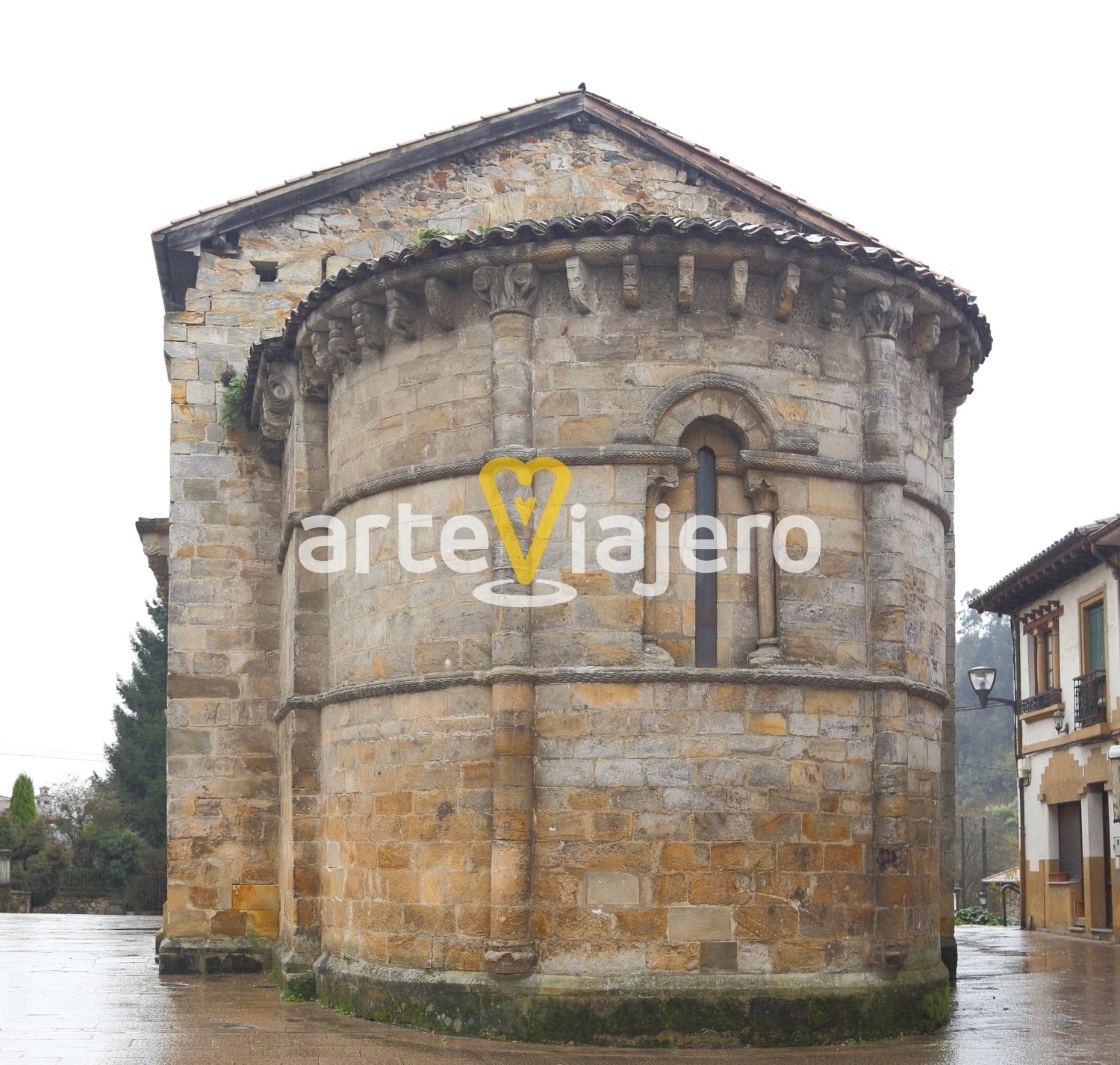 Ábside Románico, iglesia de Santa María - ArteViajero