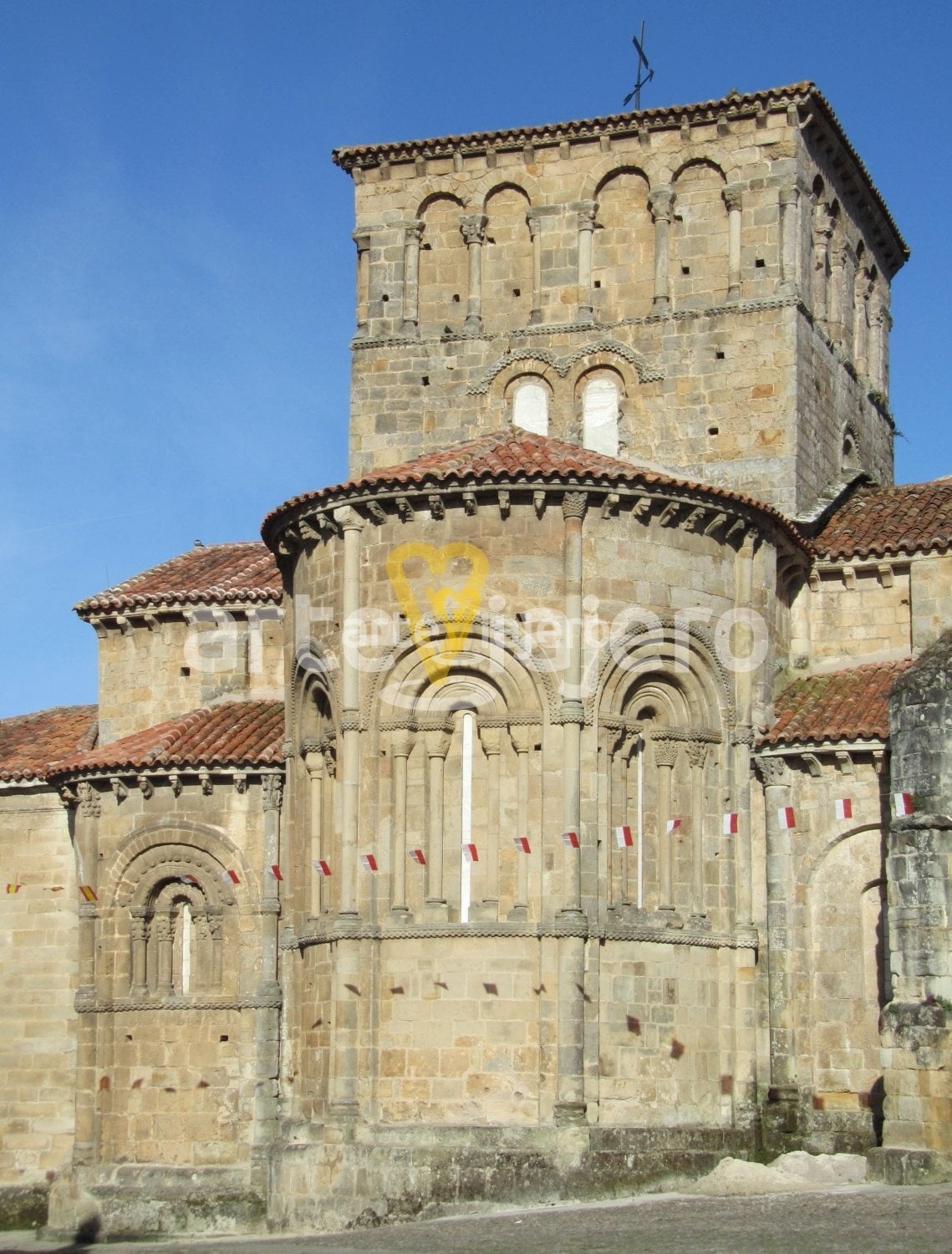 Ábsides de la Colegiata de Santa Juliana - ArteViajero