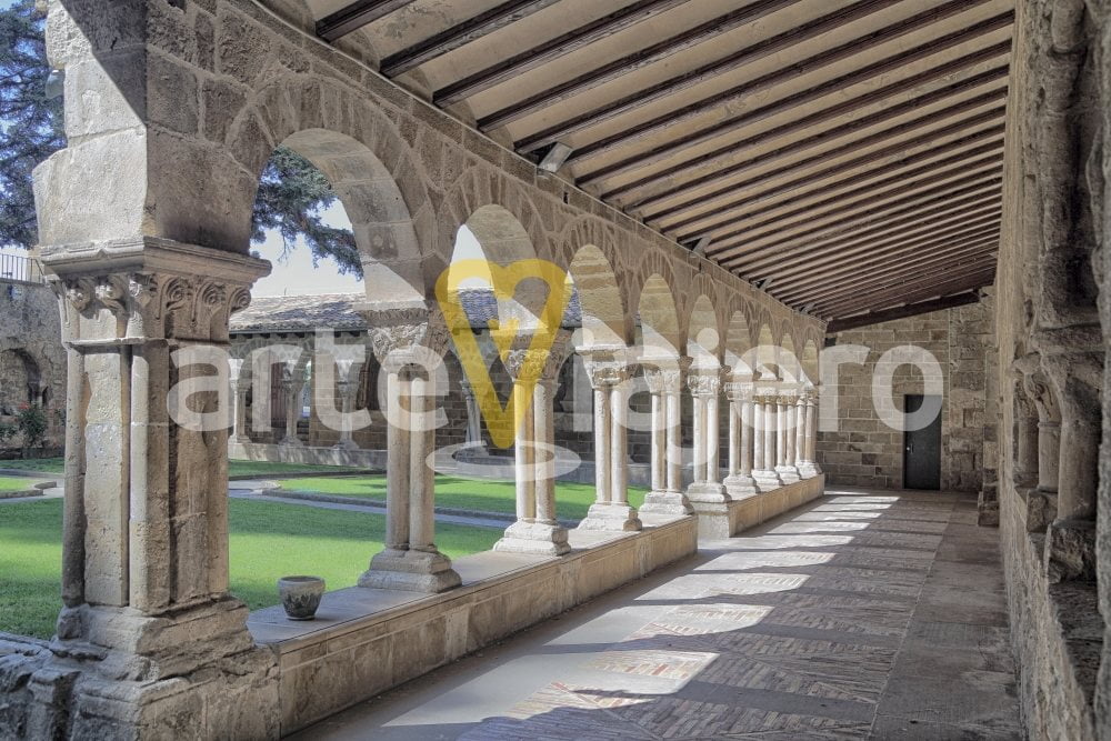 Claustro románico de San Pedro de la Rúa - ArteViajero