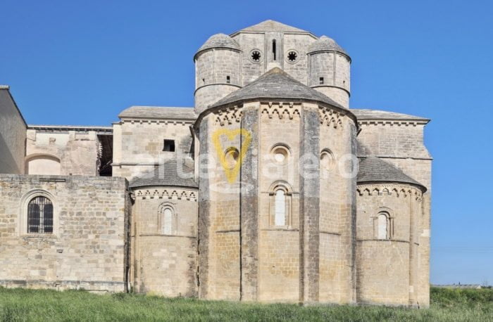Monasterio de Irache: Joya Arquitectónica en Navarra - ArteViajero