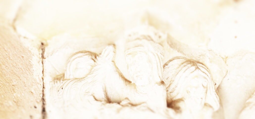 José y la mujer de Putifar: Capitel Románico del S. XII - ArteViajero