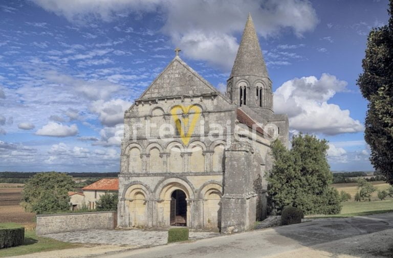 Iglesia de Saint Cybard de Plassac-Rouffiac - ArteViajero
