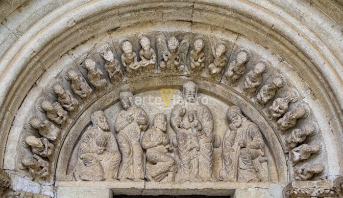 Tímpanos románicos: gran selección de escultura románica