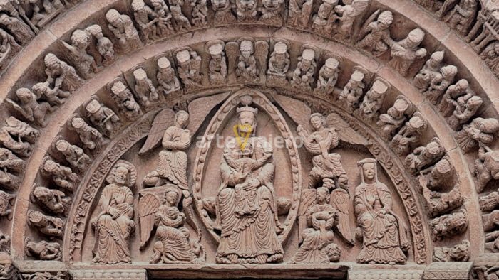 Tímpanos románicos: gran selección de escultura románica