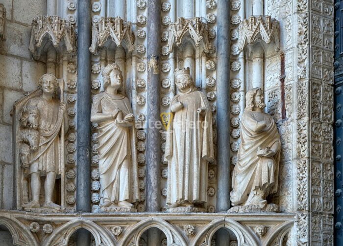 Puerta del Reloj de la Catedral de Toledo, una genialidad gótica