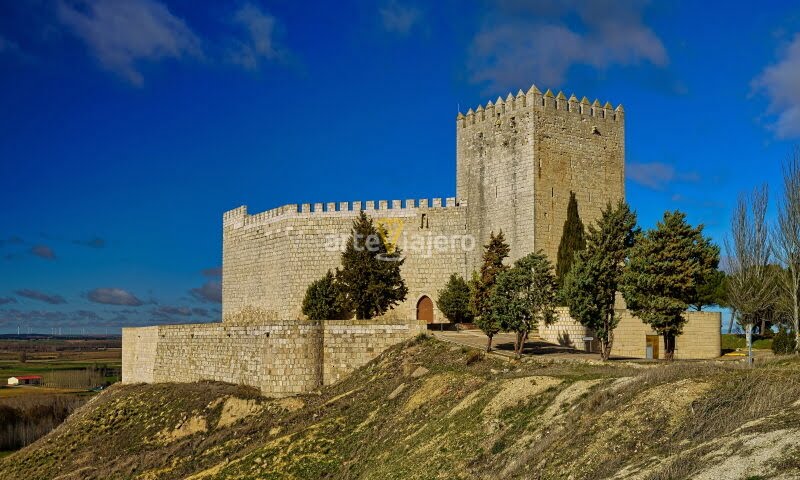 Castillo de Monzón de Campos - ArteViajero Castillo de Monzón de Campos - ArteViajero