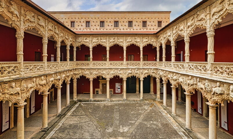Palacio del Infantado: La Joya Arquitectónica de Guadalajara - ArteViajero