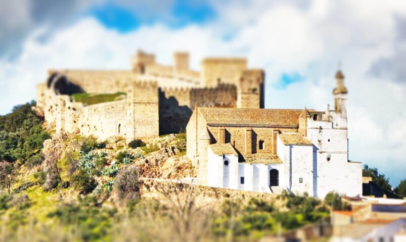 Castillo de Santa Olalla del Cala, Huelva - ArteViajero
